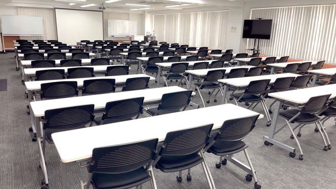 NLC新大阪8号館901号室【全て無料】マイク・プロジェクター・スクリーン・モニター・ホワイトボード★高速ネット回線導入★の写真8