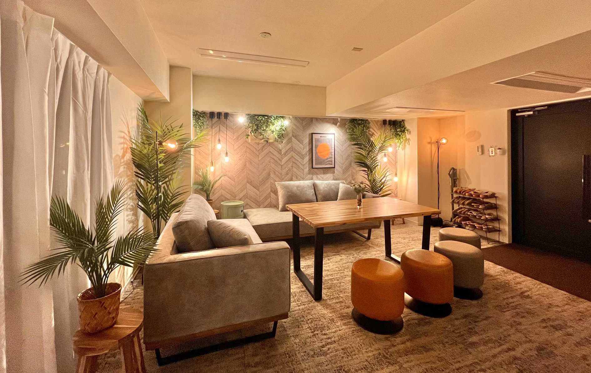 NEW!【四ツ谷駅徒歩1分】最大24名/無料光Wifi/会議・撮影・懇親会・推し会・女子会・ボドゲ等！飲食🍷可！の写真8