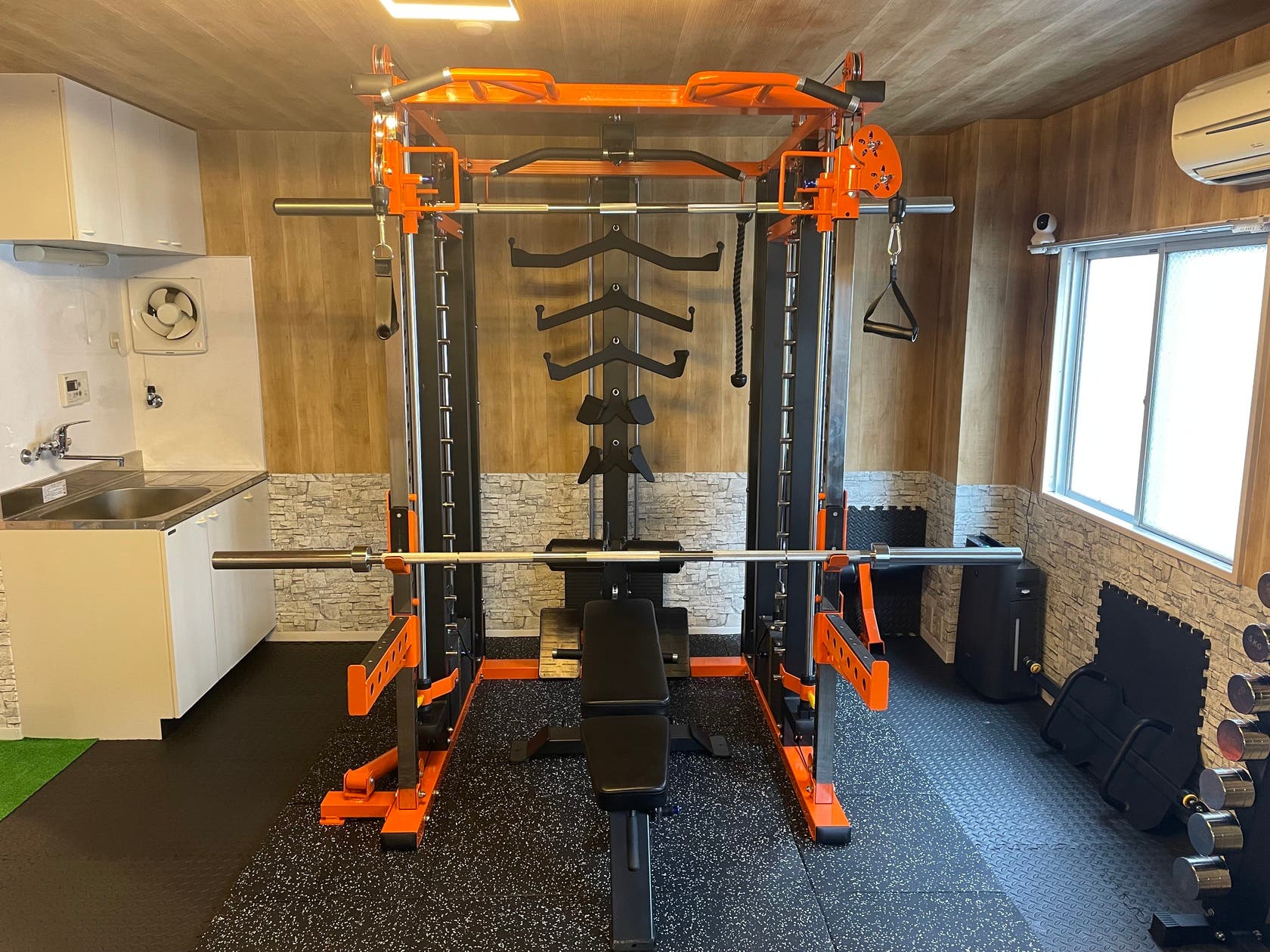 江坂駅徒歩3分のプライベートレンタルジム｜パーソナルジムの設備をそのままお使いいただけるレンタルジムです♪の写真5