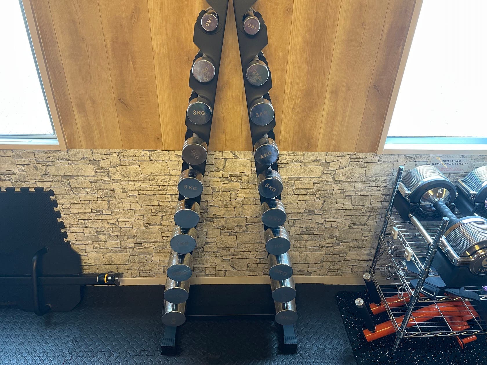 江坂駅徒歩3分のプライベートレンタルジム｜パーソナルジムの設備をそのままお使いいただけるレンタルジムです♪の写真7