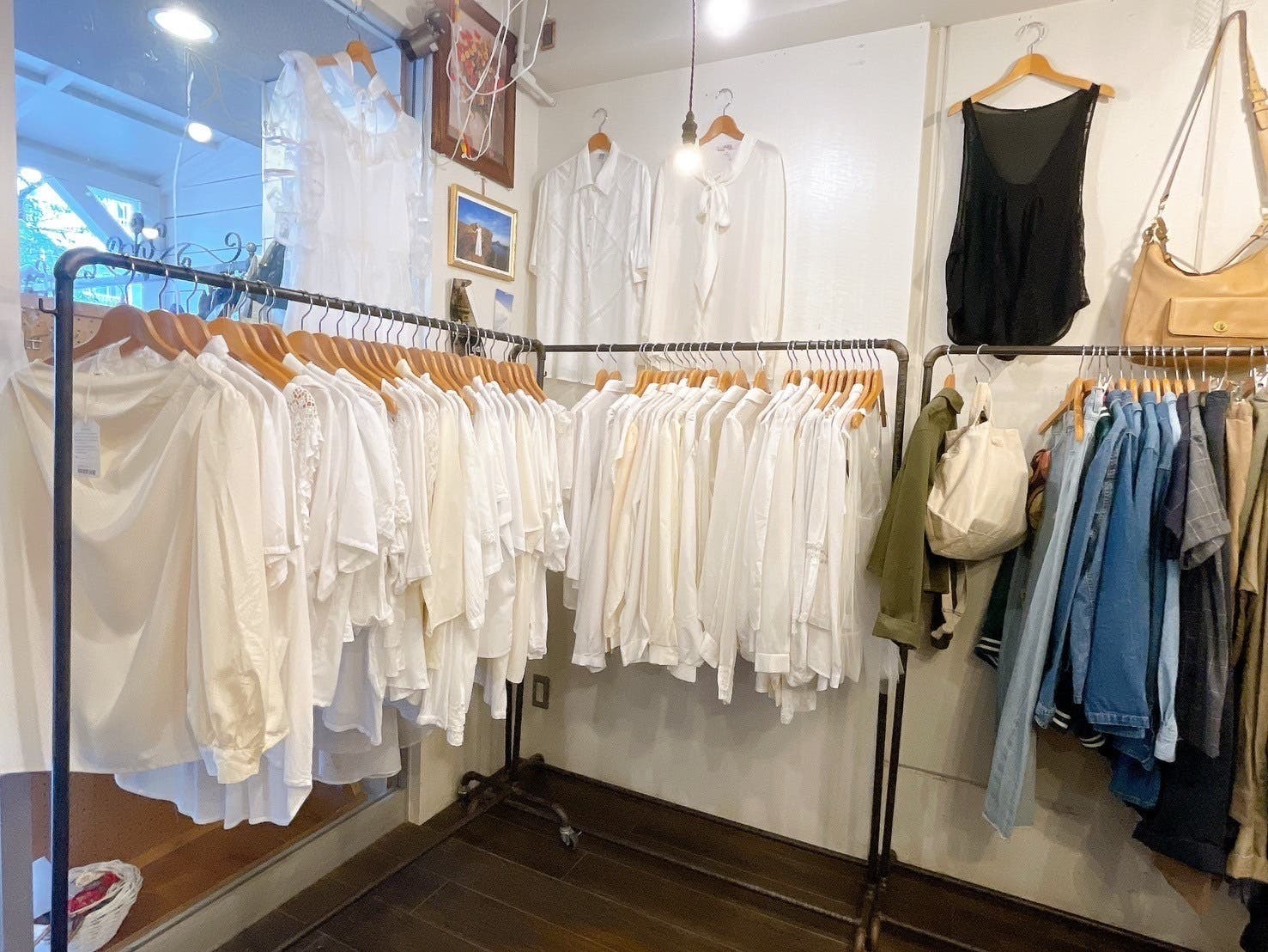 目黒川沿いのアンティークショップスタジオの写真16