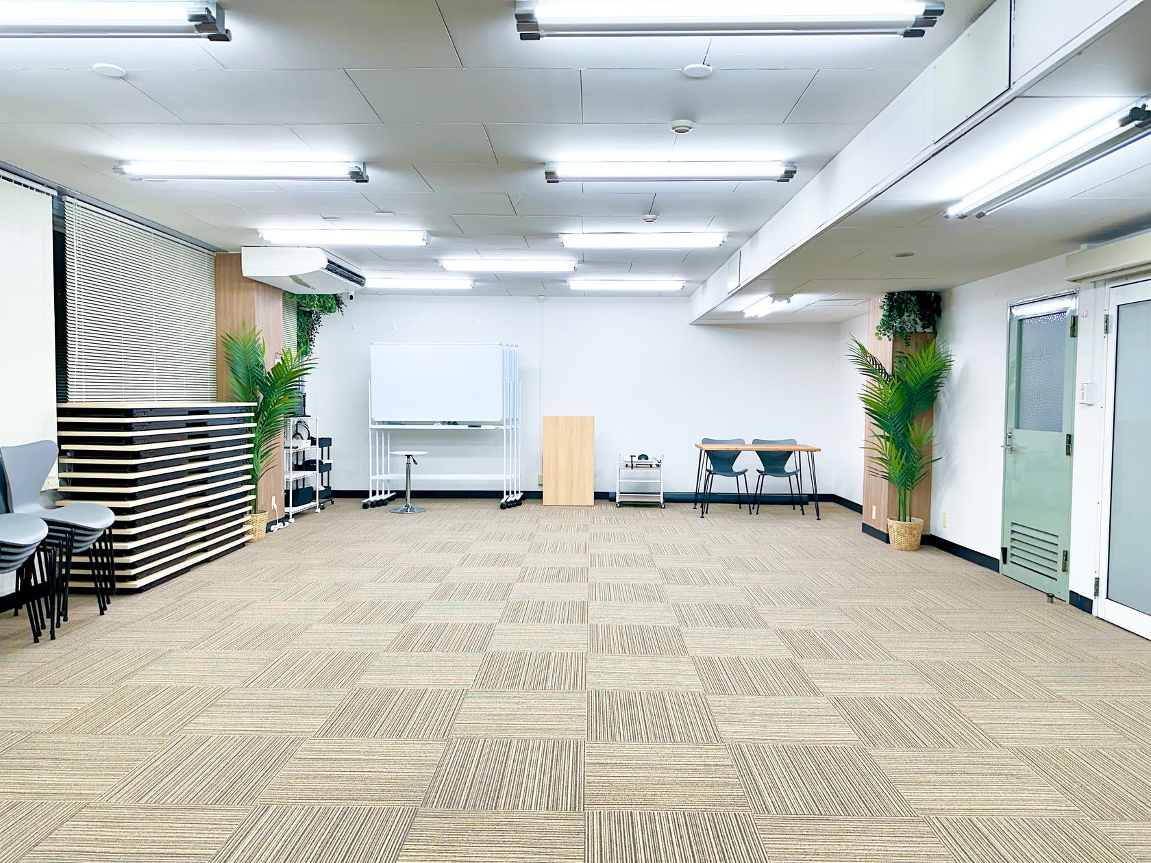 本通駅至近🚶地域最大級☘️最大52名🆗 土足利用｜24時間✨ホワイトボード｜プロジェクター｜Wi-Fi｜簡単入室の写真17