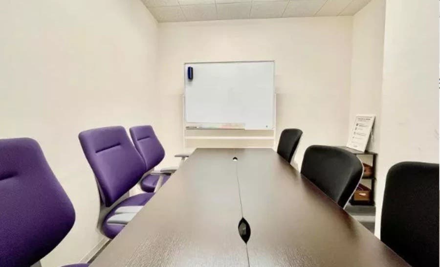 ワンコイン会議室 新橋 | B-02 新橋駅直結の会議室！落ち着いた個室 l ZOOM会議やリモートワーク最適環境！の写真8