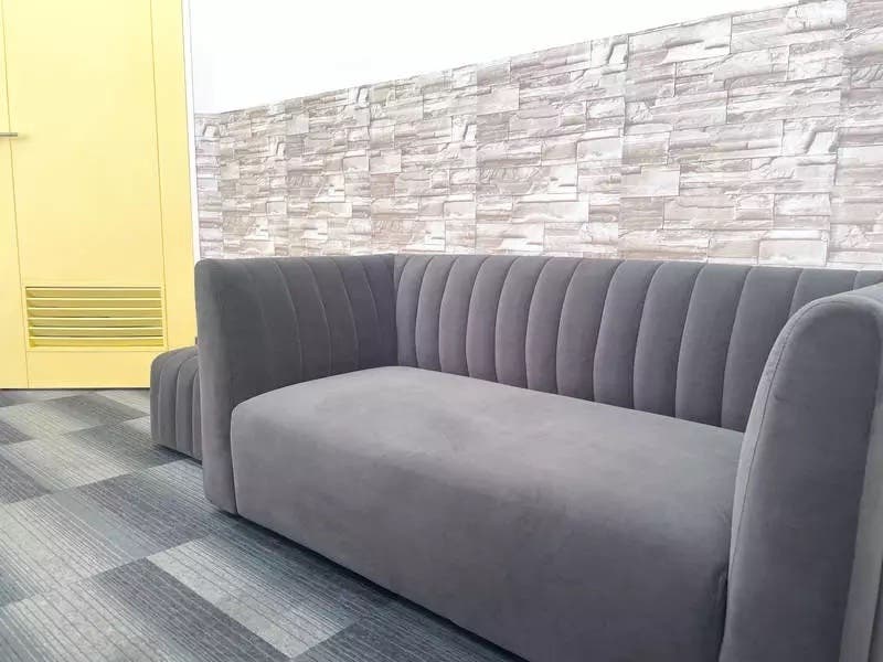 ワンコイン会議室新橋駅前B-04 新橋駅直結の会議室！ l ZOOM会議やリモートワーク最適環境！ワンコイン会議室B-04の写真6