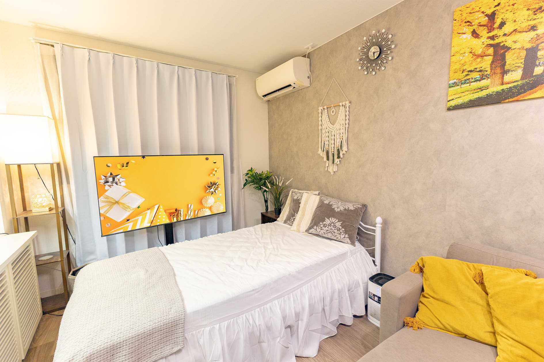 大人気エリア‼️✨カフェ風パーティ空間🎀超大型65㌅TV🎮VOD見放題🎉デート❤️女子会👗パーティー🎉の写真5