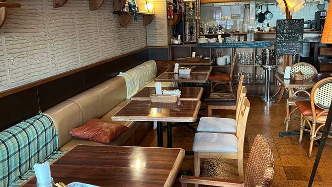 新都心駐車場6台の可愛いカフェの写真6