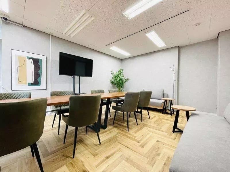【完全個室 l オンライン会議可】ワンコイン会議室新橋 新橋駅直結会議室B-08の写真3