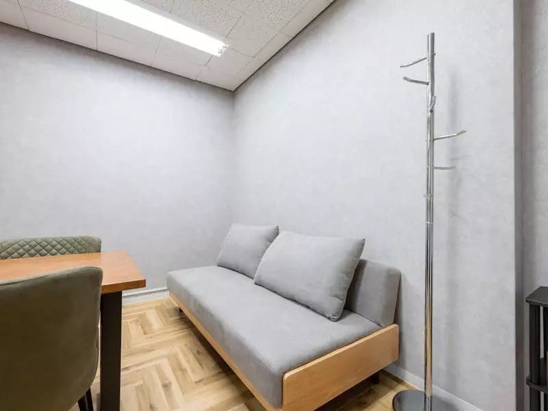 【完全個室 l オンライン会議可】ワンコイン会議室新橋 新橋駅直結会議室B-08の写真9