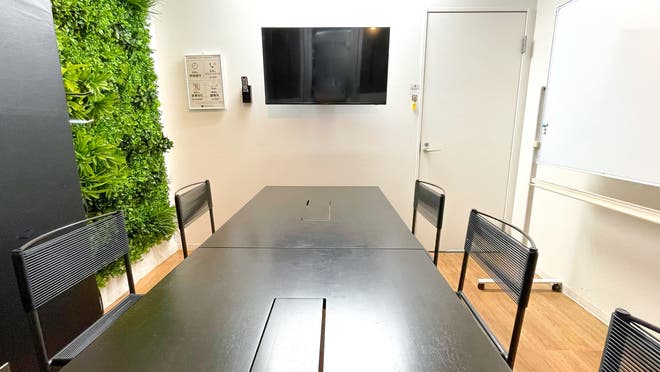 〈駅直結!新橋駅徒歩0分|最大6名〉テレワーク、会議の利用に最適!ワンコイン会議室|『B-07』の写真9