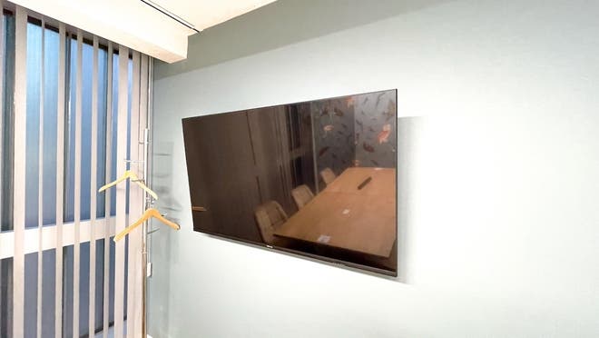 【完全個室 l 日当たり良好/オンライン会議やリモートワーク最適環境】ワンコイン会議室新橋 新橋駅直結605号室内 ベル会議室の写真3