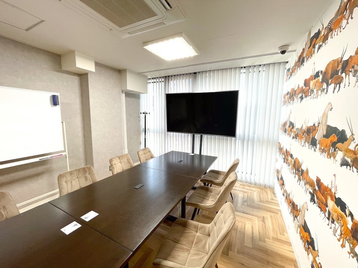 〈駅直結！新橋駅徒歩0分｜最大12名〉ビジネス、セミナー利用に最適！ワンコイン会議室 新橋｜ルーム『ライト』の写真3