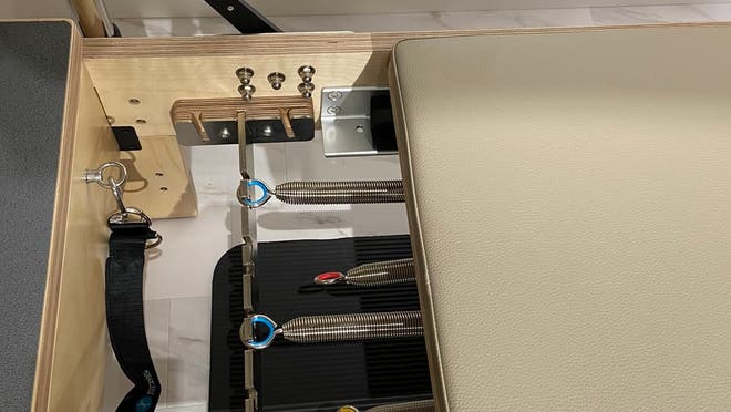 【二子新地・二子玉川駅×マシンピラティスレンタルスタジオ】駅近 備品充実 白基調 清潔感のあるプライベートスタジオの写真6