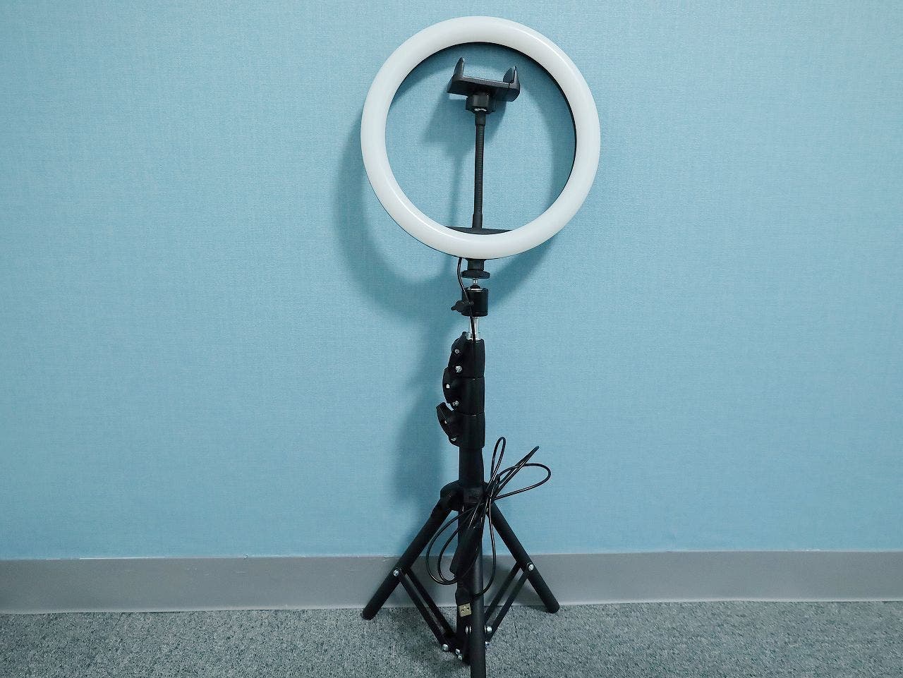 【大門駅1分！8名利用可！】65インチ電子黒板有！WiFi・プロジェクター・ホワイトボード全て無料！ふれあい貸し会議室 浜松町Aの写真14