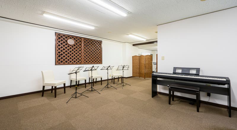 湯島駅から徒歩1分、まちのレンタル音楽室【多目的OK】