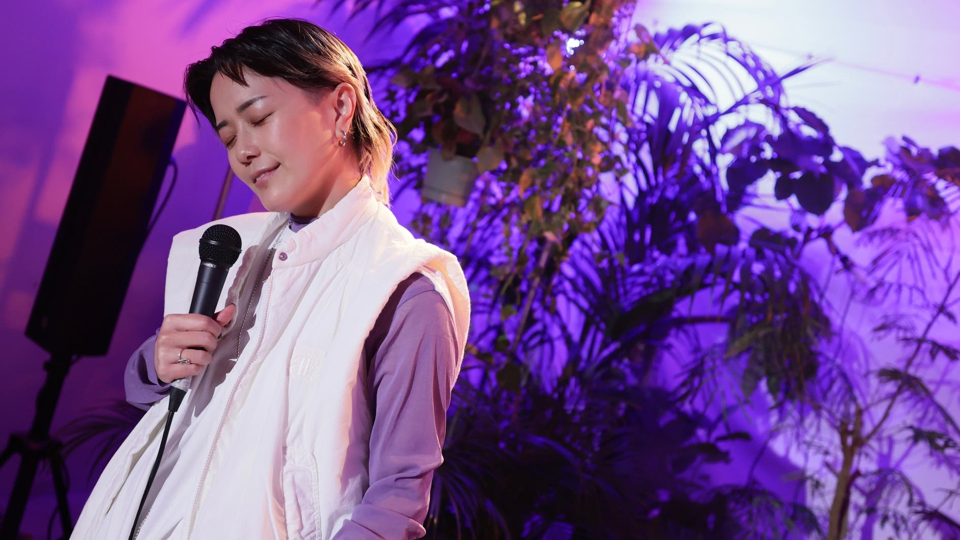 大阪の植物あふれる撮影スタジオ！レイアウト自由なグリーンを活かした多様な撮影！の写真21