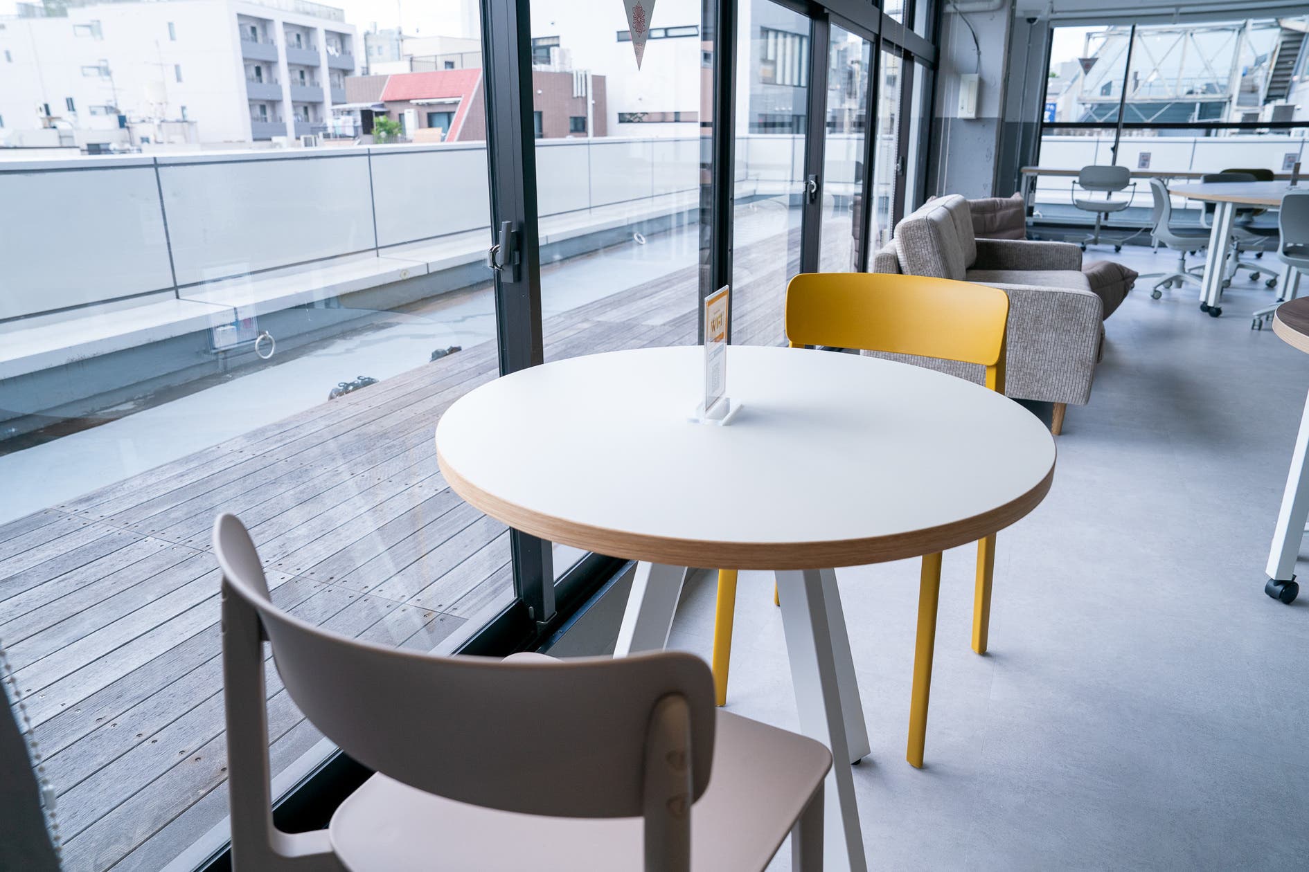 【6名会議室】下北沢徒歩2分｜モニター＆ホワイトボード付き｜商談・面接・オフサイトMTG・教室・楽屋利用などの写真12