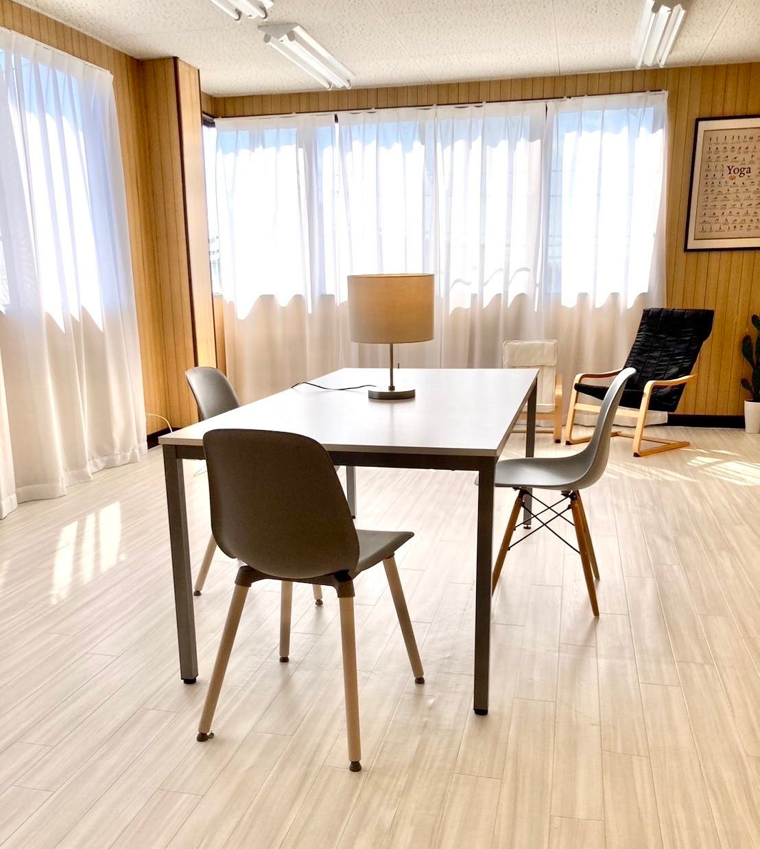 ダンス・ヨガ・講座・会議・学習に使える広々多目的ルームの写真3