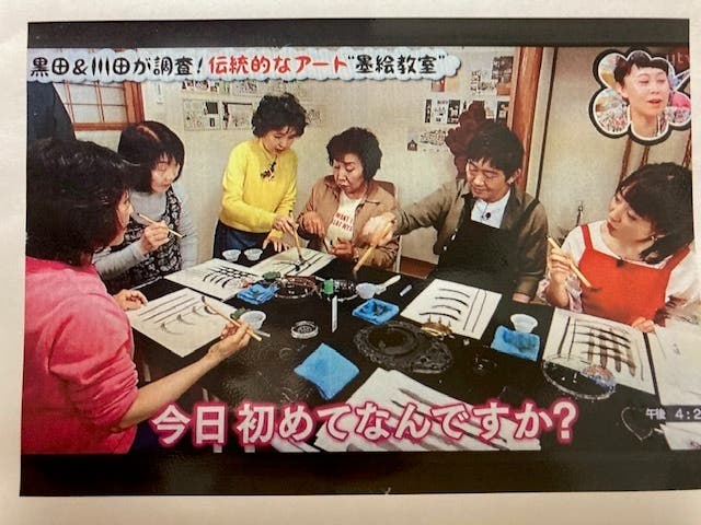 1時間半のワークショップ：ミニドールハウス・墨絵・うちわや扇子・粘土の和菓子・ケーキ制作と坪庭で作品撮影。予約リクエストの写真19