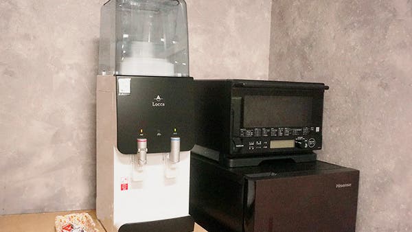 【新宿駅、西新宿駅からアクセス抜群】綺麗で清潔な70㎡フルリフォーム貸会議室、充実の設備が無料で使い放題!ウォーターサーバー有の写真15