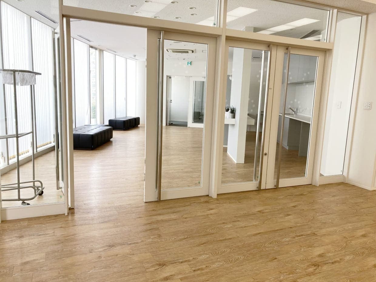 チュチュアンナ本社ビル 森ノ宮駅大阪城公園前 大会議室【森ノ宮駅徒歩3分！最大160名利用可能な大型会場】の写真8