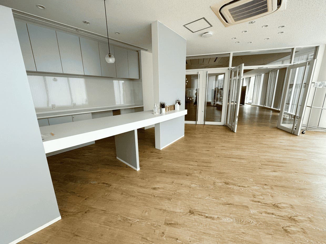 チュチュアンナ本社ビル 森ノ宮駅大阪城公園前 大会議室【森ノ宮駅徒歩3分！最大160名利用可能な大型会場】の写真9