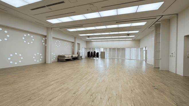 チュチュアンナ本社ビル 森ノ宮駅大阪城公園前 大会議室(1/2収容)【森ノ宮駅徒歩3分!最大120名利用可能な大型会場】の写真3