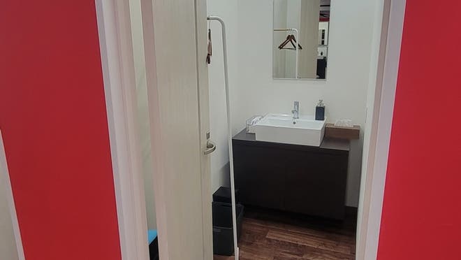 千駄木駅から徒歩2分のトレーニングジム&ダンススタジオ【トレーニング・ヨガ・ピラティスに最適】の写真3