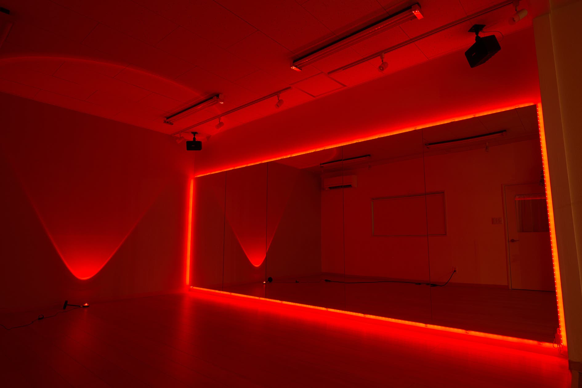 【佐野で人気No.1のダンススタジオ】大型ミラー完備丨1時間から利用可丨当日予約OK丨BOSEのスピーカー🔊の写真13