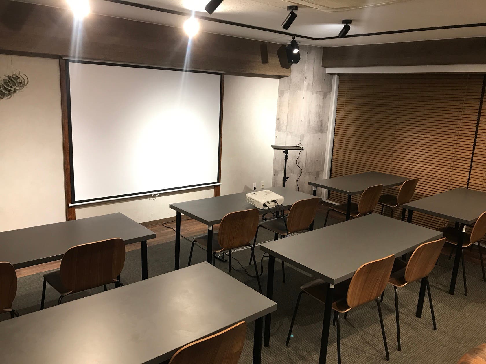 駅近🚃イベント🎅/飲み会🎄 会議/撮影🎤にも‼ 90㌅プロジェクター🎥オプション充実の写真10