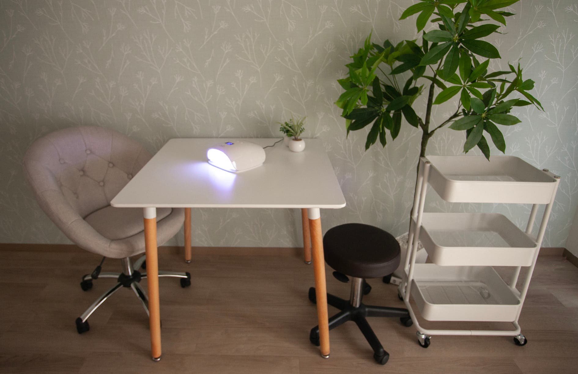 町田駅(JR,小田急線)共に4分の好立地にあるレンタルサロン🔔の写真9