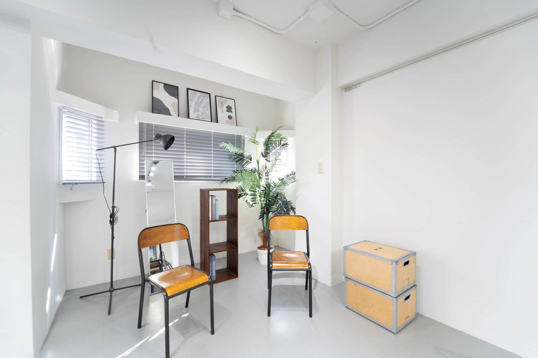 【原宿駅徒歩6分 / - C -（409号室）】 白壁・グレータイルの綺麗めハウススタジオ / 無料レンタル備品も充実の写真11