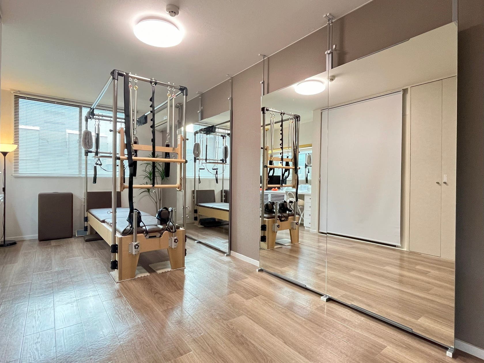 心斎橋 マシンピラティス ダンス 整体 マッサージ ヨガ 筋トレ 難波エリアの写真6