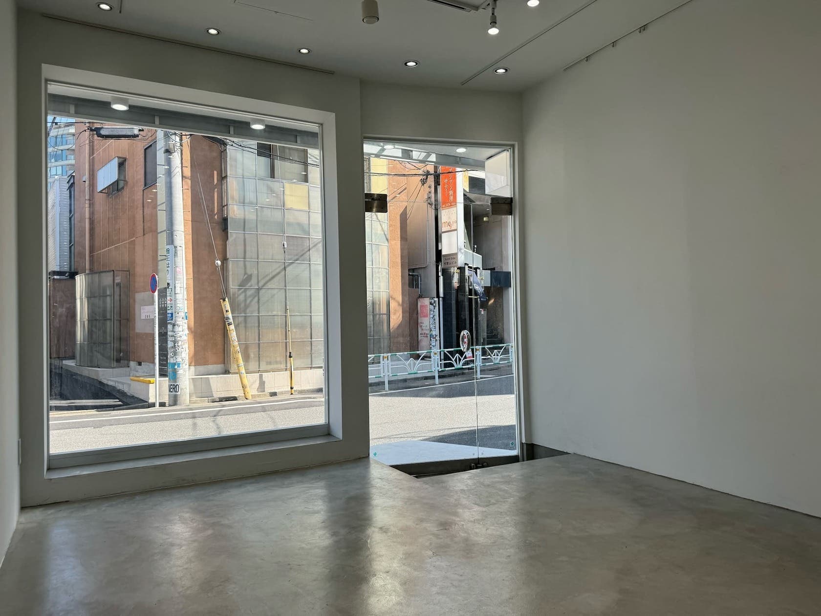 代官山駅徒歩3分の路面ギャラリースペース(代官山猿楽)※最低予約日数3日の写真3