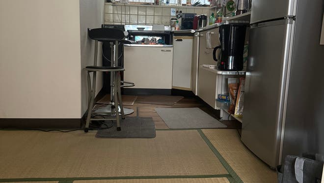 キッチン、シャワー付き爆速wifi広々一軒家のレンタルスペースの写真4