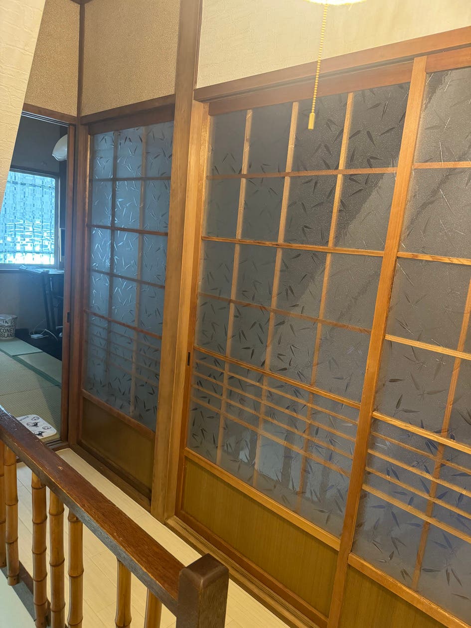 キッチン、シャワー付き爆速wifi広々一軒家のレンタルスペースの写真9