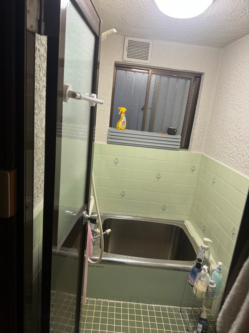 キッチン、シャワー付き爆速wifi広々一軒家のレンタルスペースの写真12