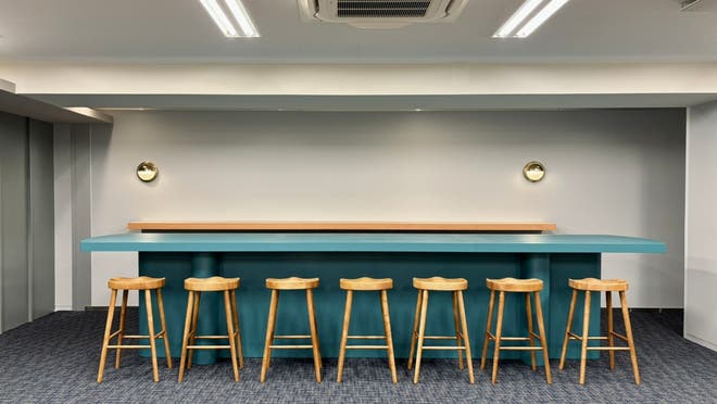 【センター南 by Farrow Group】モニター・ホワイトボード付き!最大30名様利用可能!貸切プランの写真1