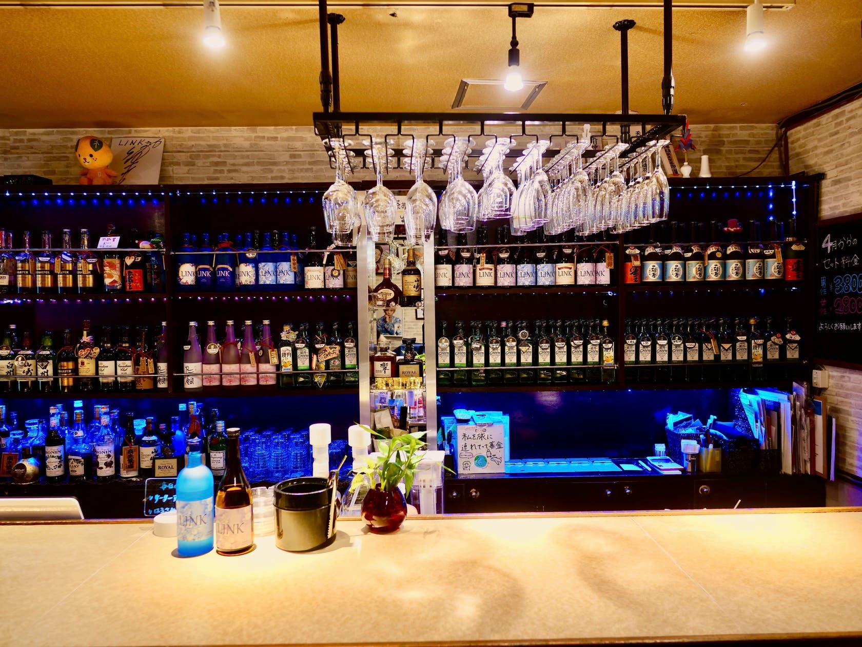 東高円寺徒歩１分テラス付き大型カラオケスナック　都会の中のオアシス　の写真4