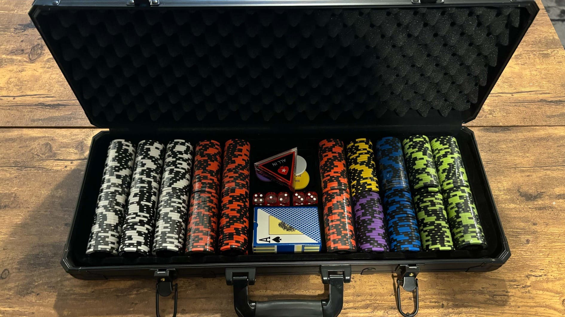 【20名収容】平塚駅西口徒歩5分！ 特大スクリーン有！贅沢な空間で特別な一日を：湘南エリアのレンタルスペース！の写真27