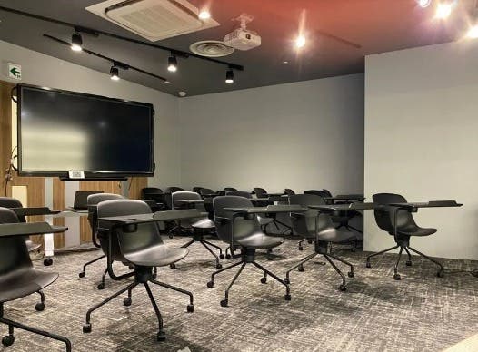 【施設内備品使い放題！！】渋谷駅 徒歩11分　おしゃれな空間でセミナー、会議、撮影を✨の写真4