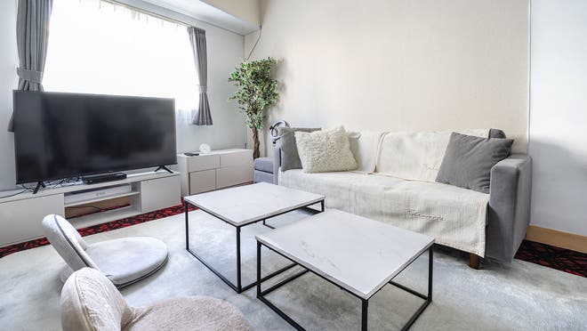 【広々スペース】名古屋伏見駅徒歩6分✨24時間営業💗高速Wifi💫ゴミ捨て無料🗑️の写真1