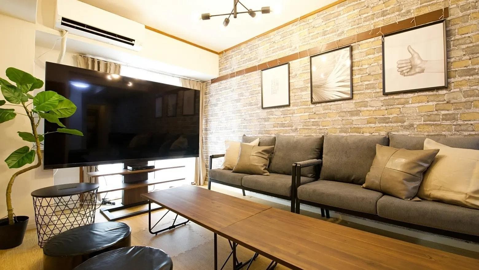 蒲田駅すぐ✨最大10名🎉24時間営業🌃75㌅大画面TV📺ゴミ捨てOK🗑️ふれあいスペース蒲田C Yyひみつきちの写真8