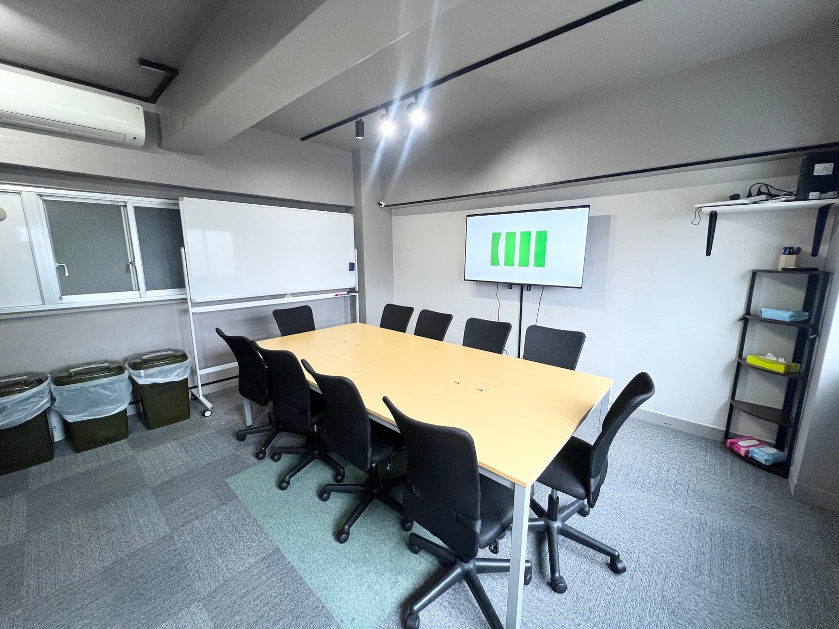 永田町駅4番出口すぐ！ モニター・ホワイトボード付き8名用会議室 ※予約時間前は入室不可の写真3