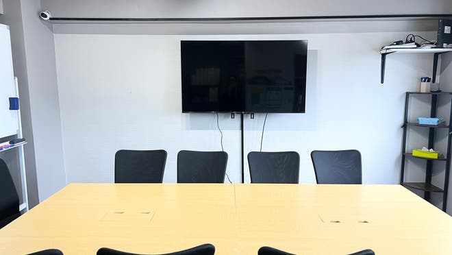 永田町駅4番出口すぐ! モニター・ホワイトボード付き8名用会議室 ※予約時間前は入室不可の写真9