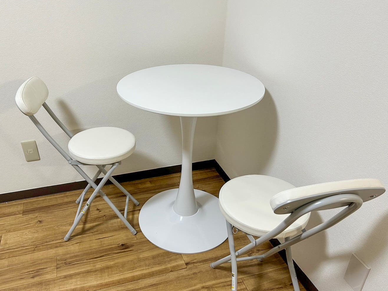 【402号店】【鶴見駅1分】落ち着いた空間 完全個室レンタルサロン【整体、エステ、マッサージ、テレワーク】の写真6