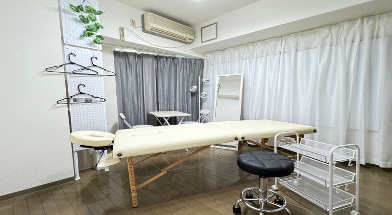 🎯東梅田徒歩5分🎯シンプルな施術スペース🌿手頃な価格🌿24時間営業🌿ナイトパック◆お気軽サロン梅田olive