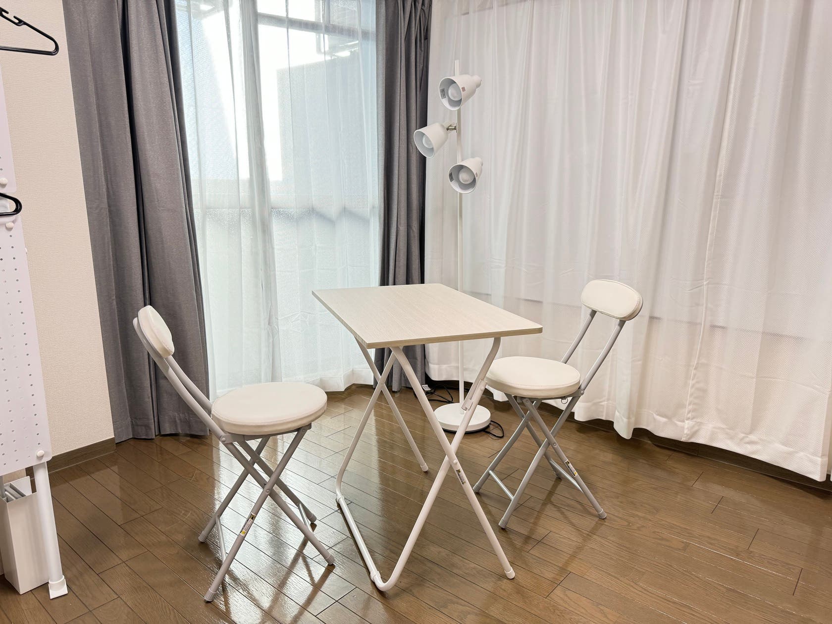 ＼新規オープン／🎯東梅田徒歩5分🎯シンプルな施術スペース🌿手頃な価格🌿24時間営業🌿ナイトパック◆お気軽サロン梅田oliveの写真4