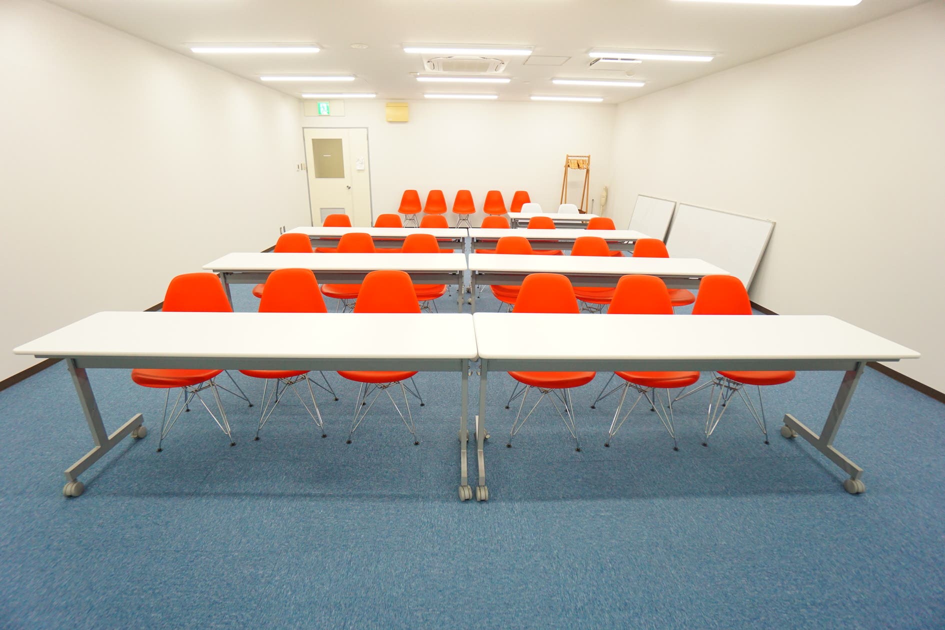 【レンタルスペース@知多半田駅】⭐️OPEN SALE⭐️知多半田駅徒歩3分🚃Wi-Fi📶プロジェクター🎥会議/セミナー/ボドゲの写真5