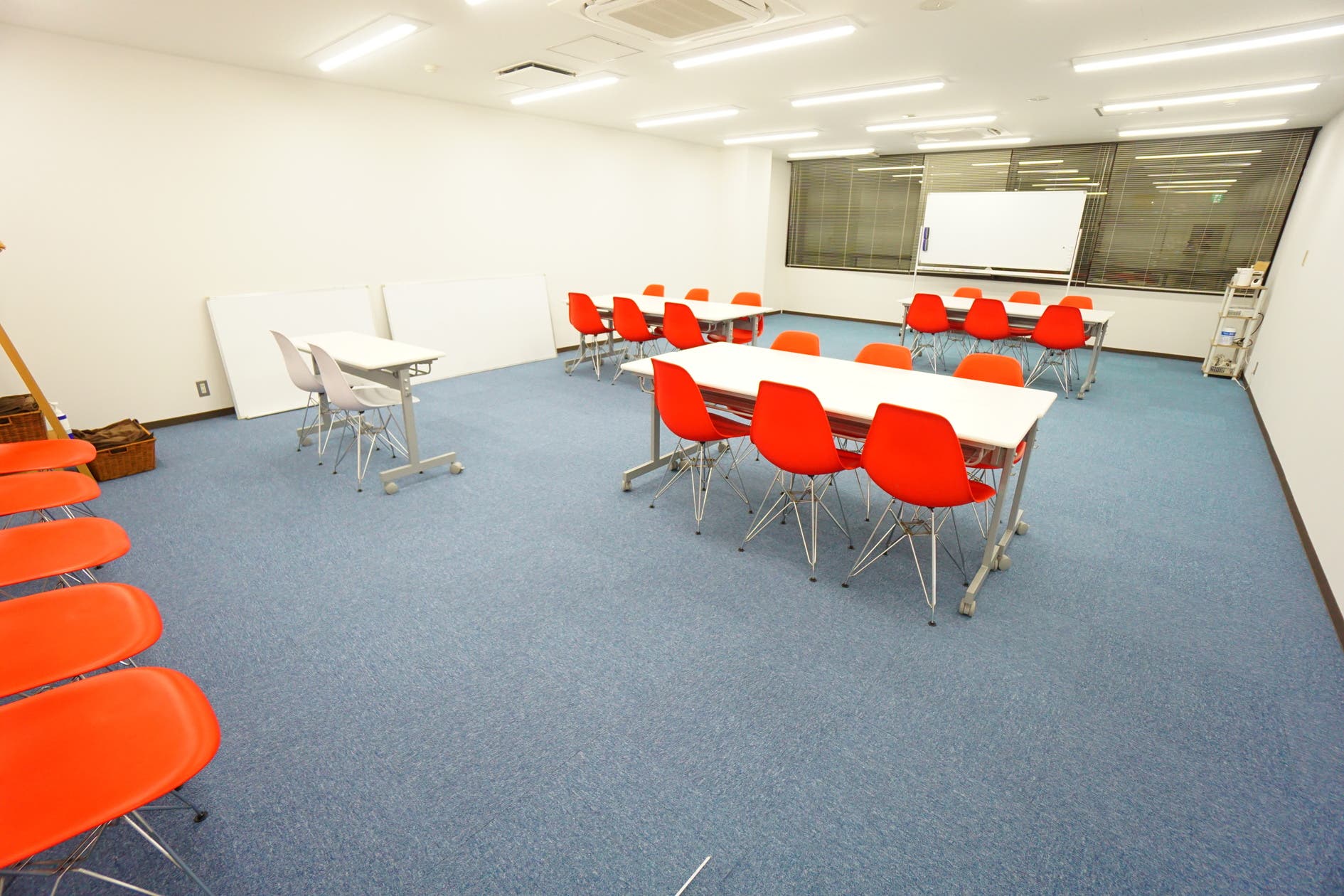 【レンタルスペース@知多半田駅】⭐️OPEN SALE⭐️知多半田駅徒歩3分🚃Wi-Fi📶プロジェクター🎥会議/セミナー/ボドゲの写真6