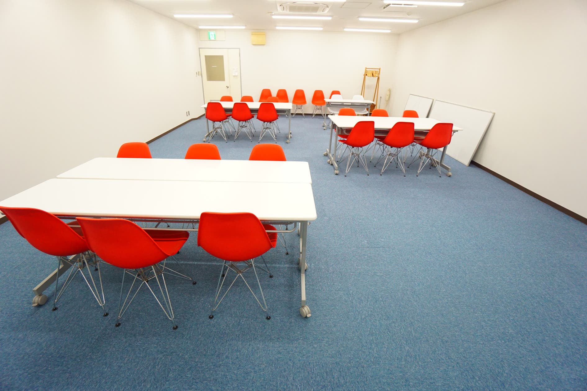 【レンタルスペース@知多半田駅】⭐️OPEN SALE⭐️知多半田駅徒歩3分🚃Wi-Fi📶プロジェクター🎥会議/セミナー/ボドゲの写真9